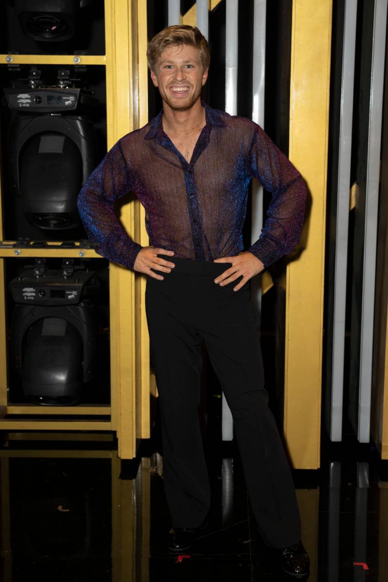 Robert Irwin's Dancing With the Stars Injury Explained During Finale ...