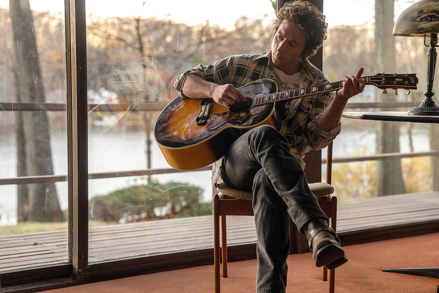 Jeremy Allen White Honored for Springsteen Role at 2025 Gotham Awards ...