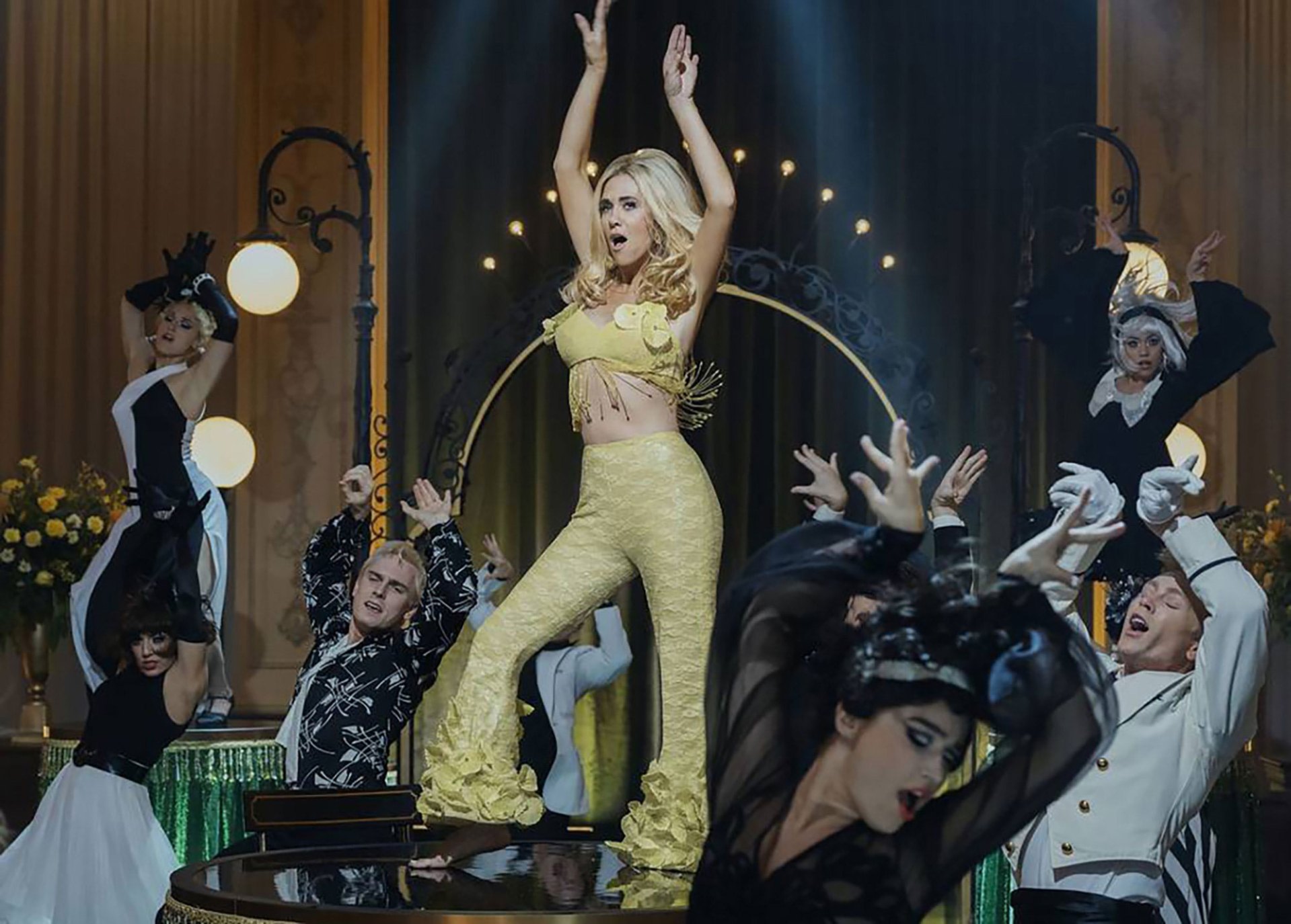 Where Is ‘Palm Royale’ Filmed? Where Kristen Wiig Really Shoots Hit ...