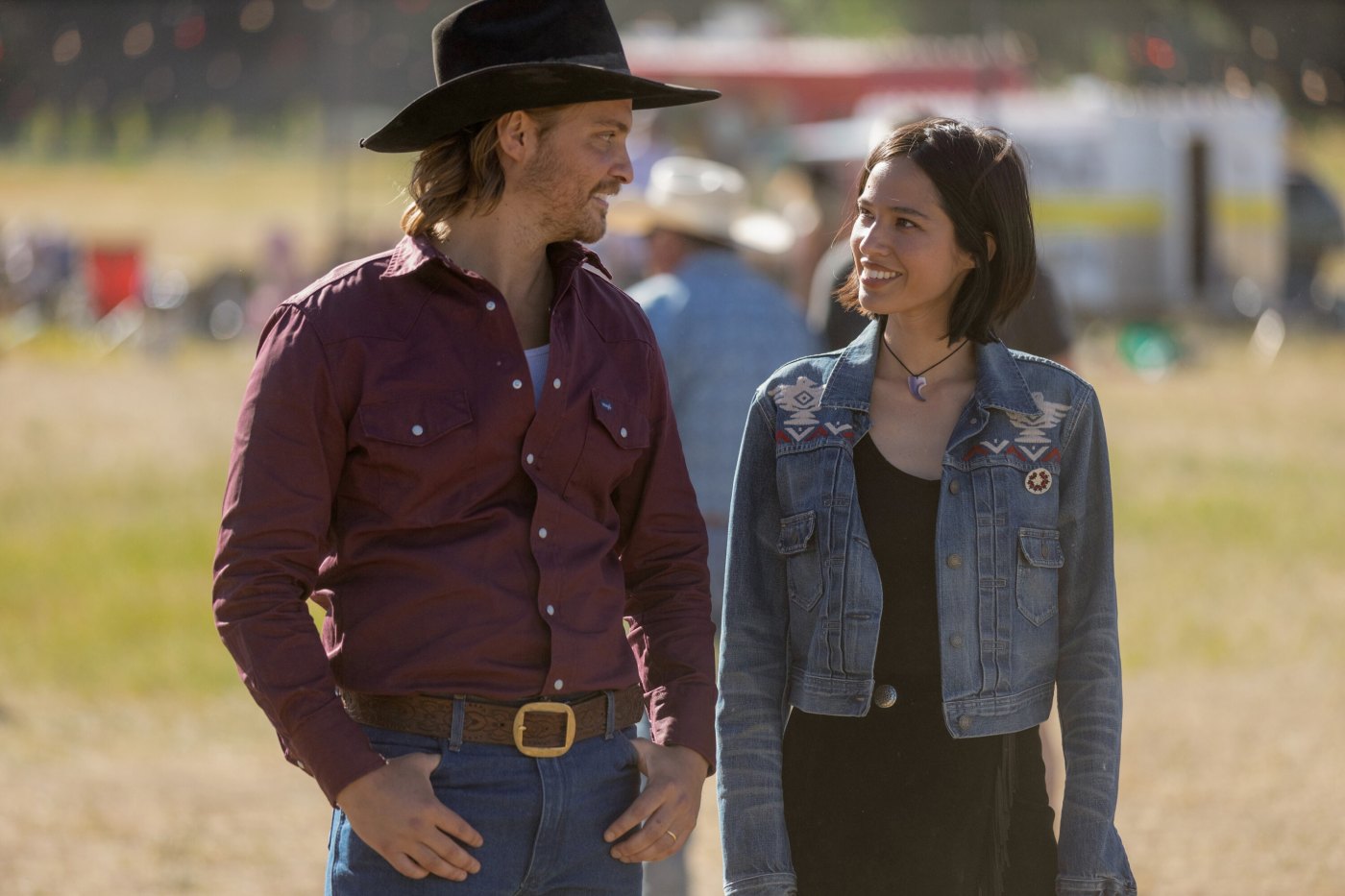 Yellowstone Spinoff Y: Marshals Hints at Kayce's Status With Wife ...