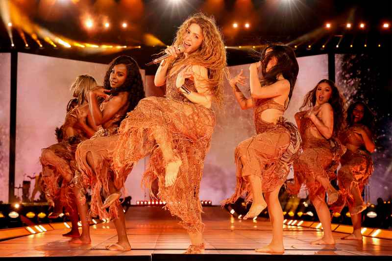 Shakira's Recent Tour Is Named Highest Grossing Latin Tour by a Woman ...