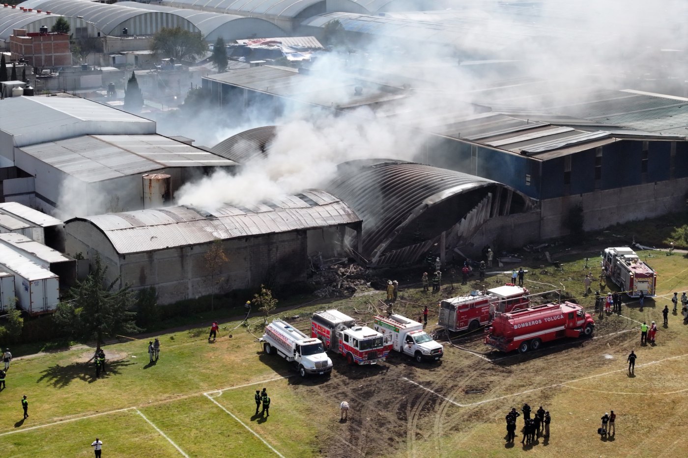 7 Adults, 3 Children Dead After Private Jet Attempts Emergency Landing ...