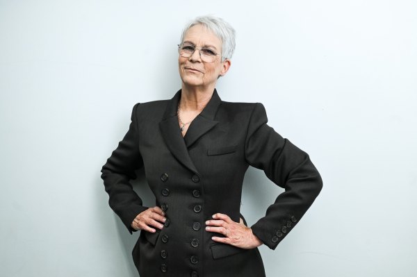 Jamie Lee Curtis Explains Meaning Behind Her Red Top Throwback Photo ...