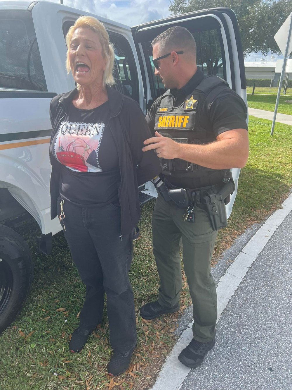 Real-Life 'Grinch' Arrested in Florida for Stealing Holiday Toy ...