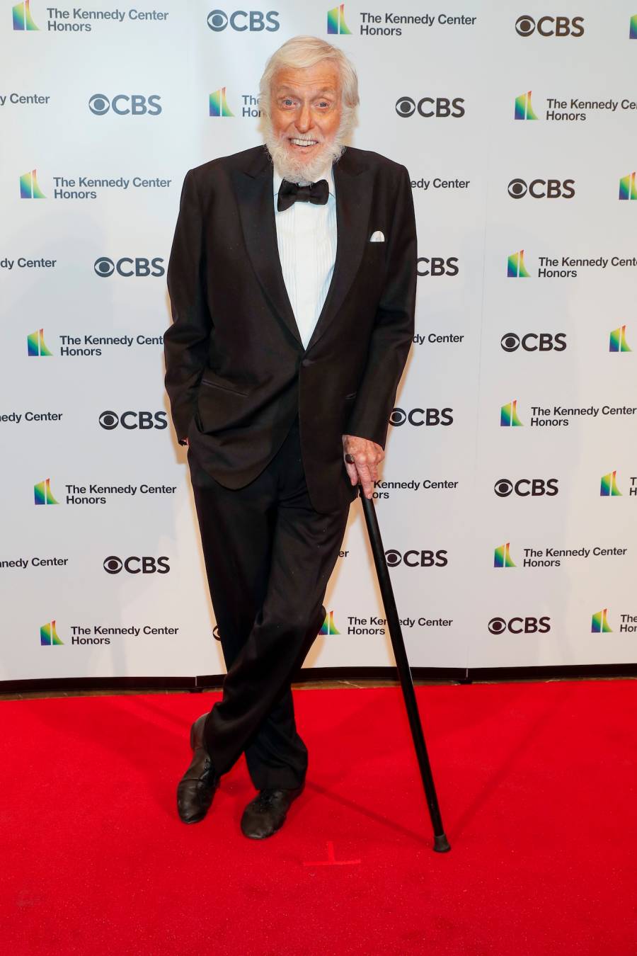 Dick Van Dyke revela dos hábitos que abandonó para cumplir 100 años ...