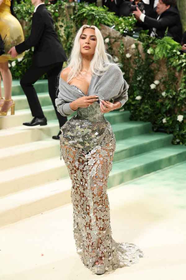 Kim Kardashian Demands Man Pay Her 6-Figure Legal Bill After Court Win ...