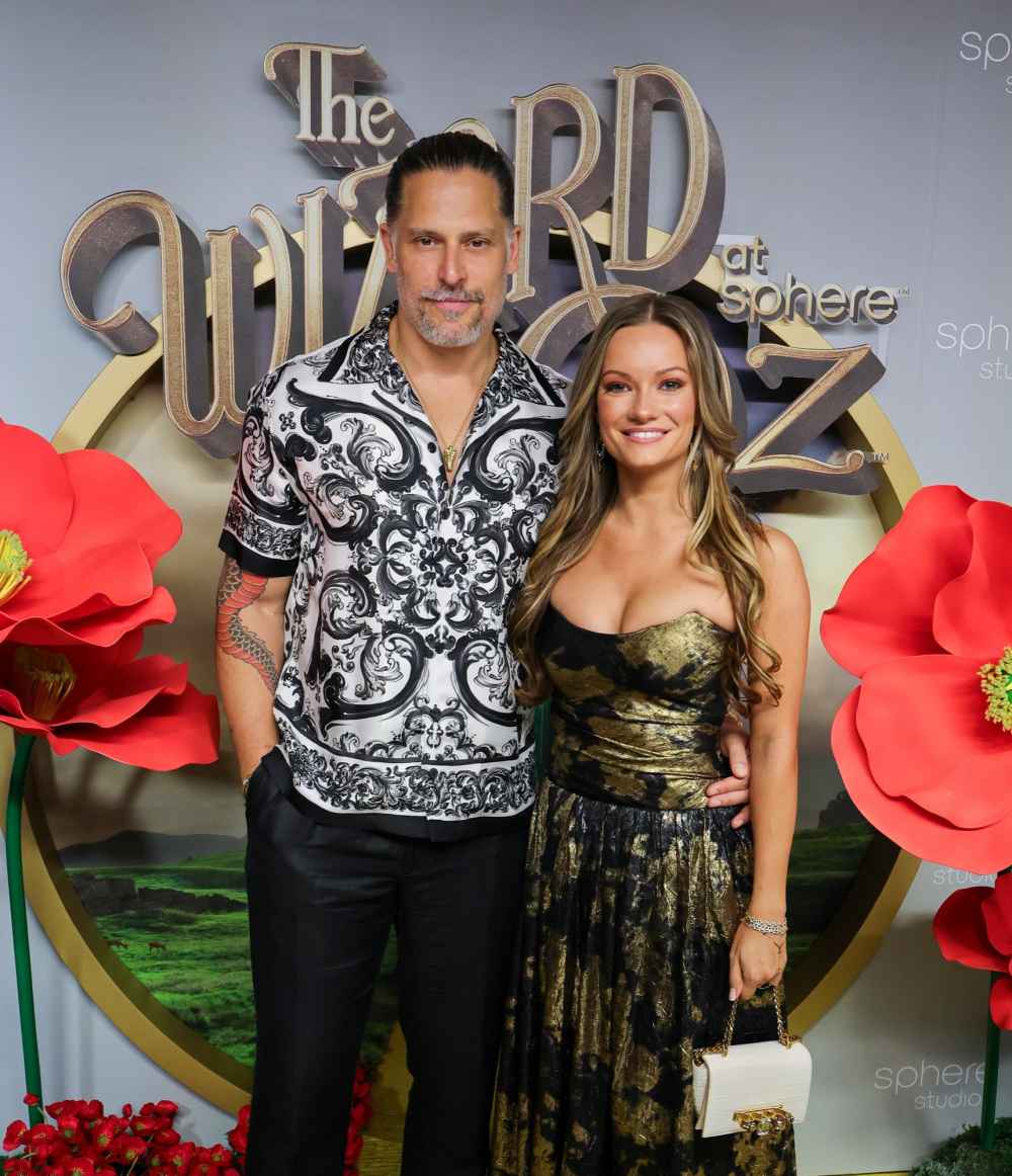 Joe Manganiello and Caitlin O'Connor Leave LA for Hometown Pittsburgh ...