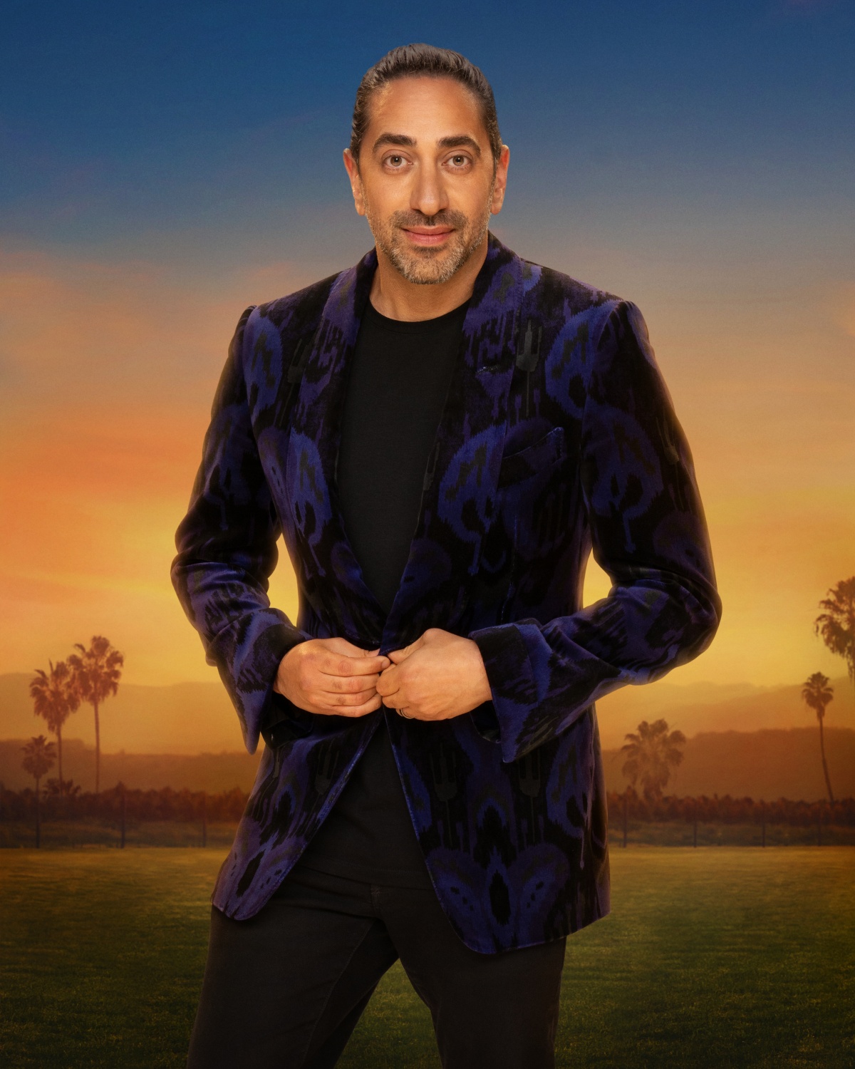 The Valley: Persian Style Cast Previews 'Age-Appropriate' Drama (Excl ...