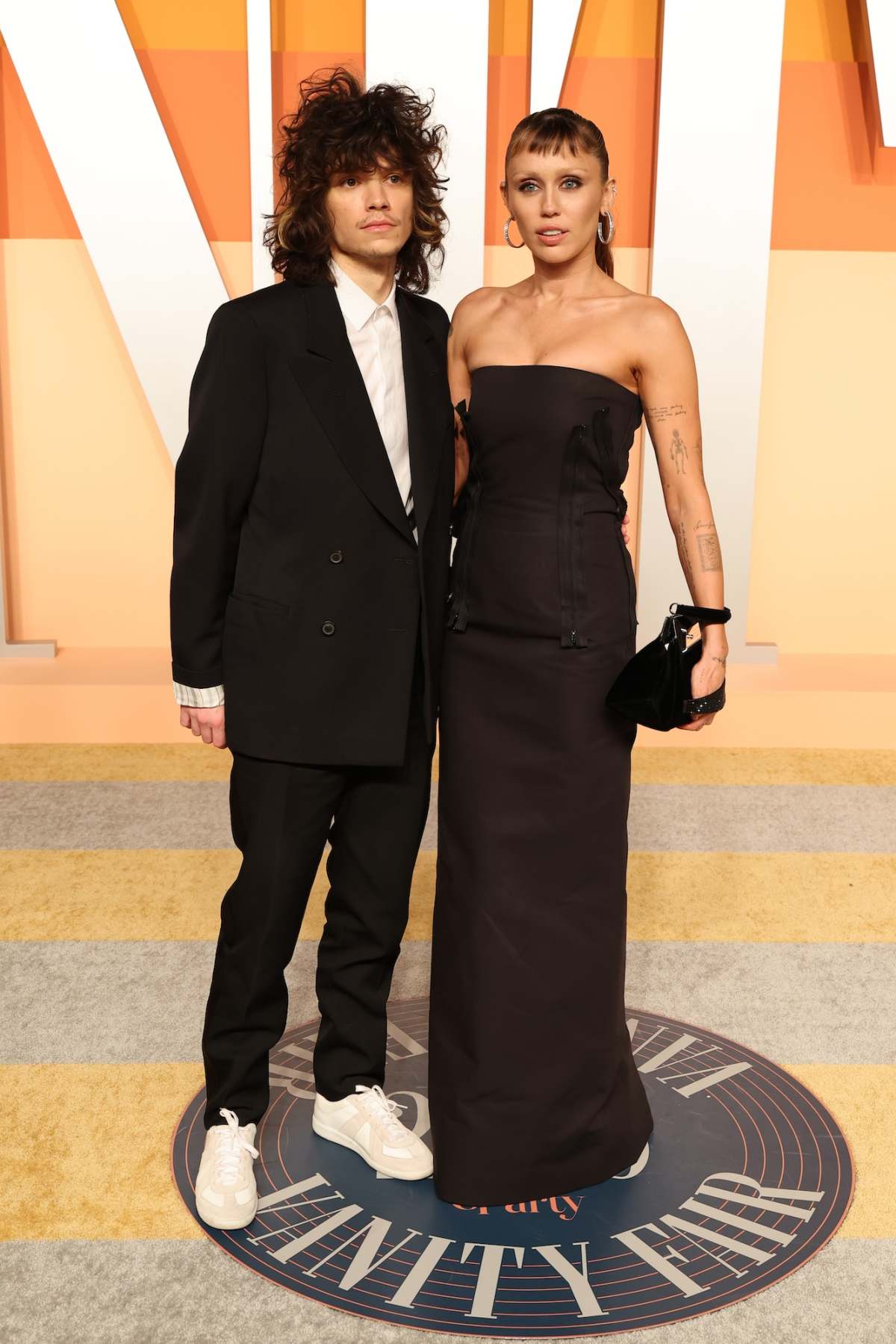 Miley Cyrus se compromete con Maxx Morando tras 4 años de noviazgo | Us ...