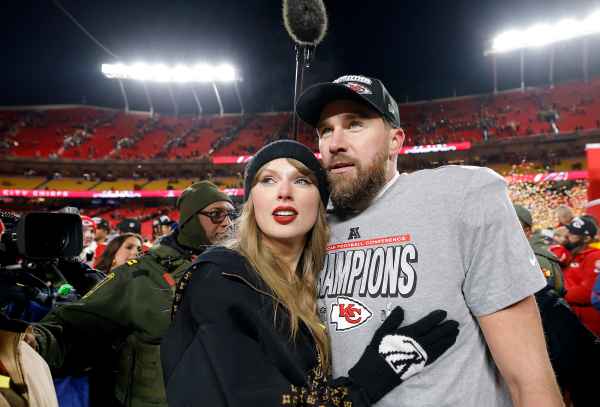 Taylor Swift Spotted at Travis Kelce's High School Football Reunion ...