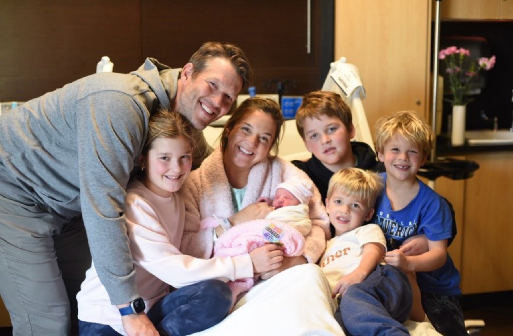 Clayton Kershaw Family: Meet His Wife Ellen and Their 5 Kids | Us Weekly