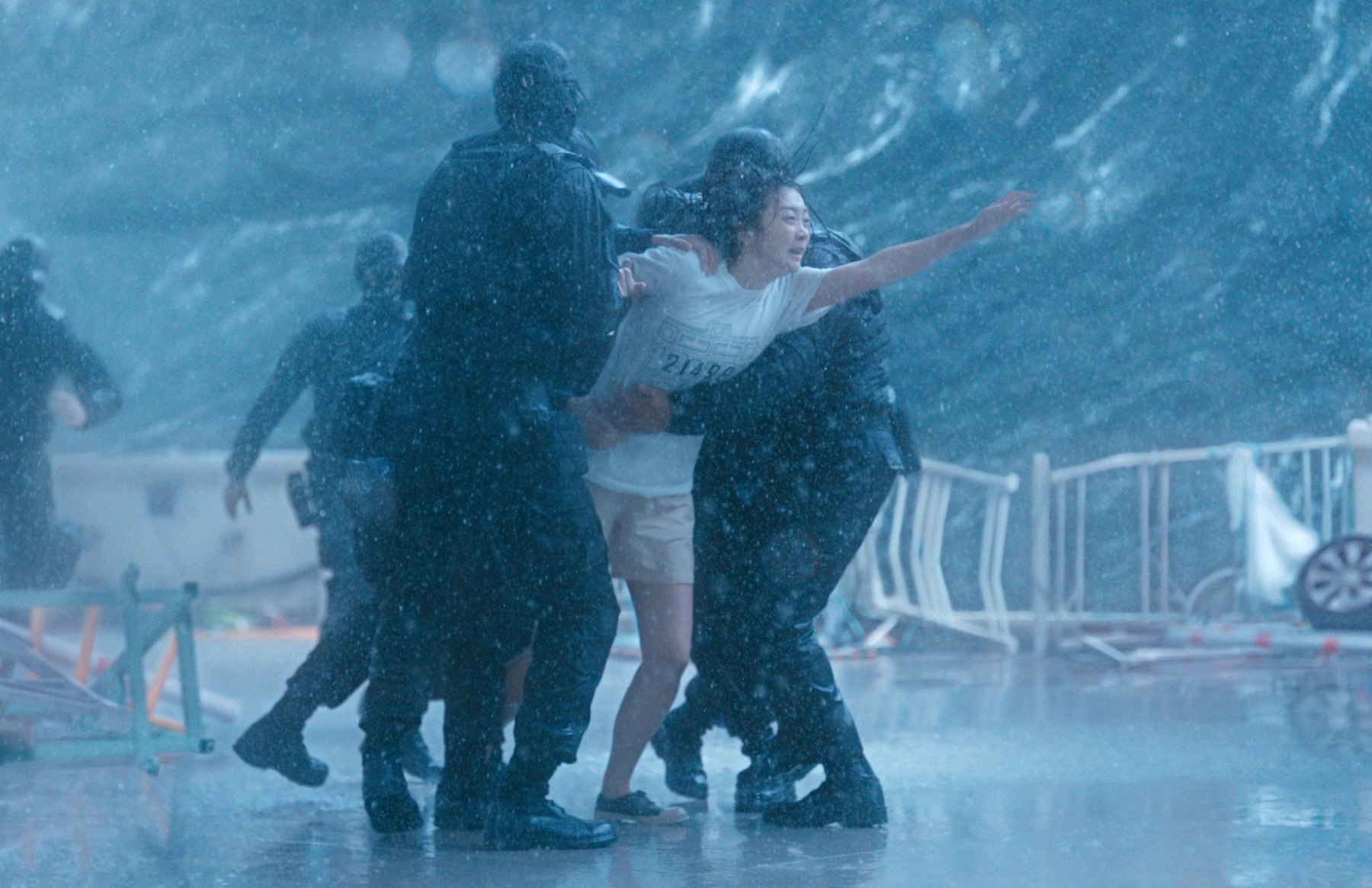Netflix's No. 1 Movie Right Now Is This 2025 Disaster Film No One Knows ...