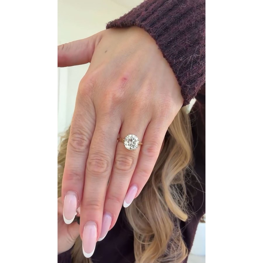 Bachelor's Anna Redman Shares Engagement Ring Details Including Carats ...