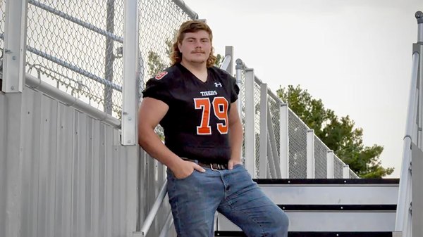 College Football Player, 20, Dies While on Vacation With Girlfriend ...