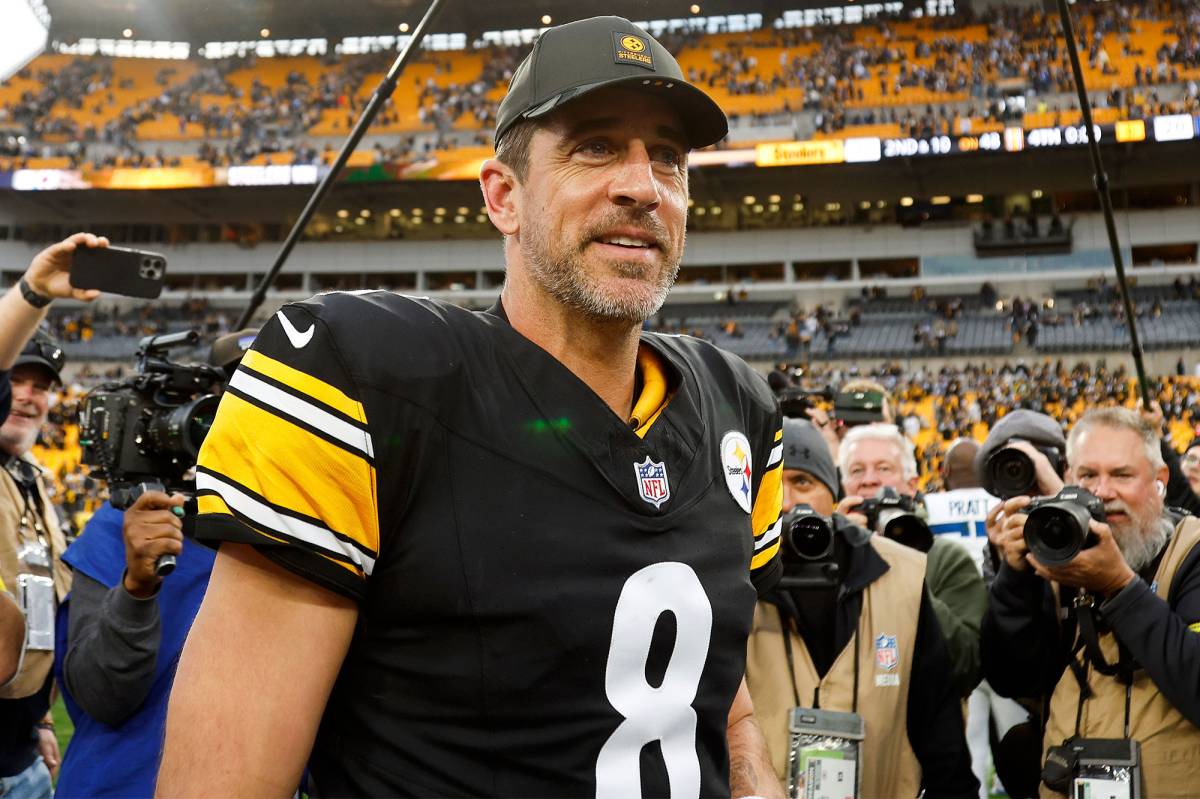 Aaron Rodgers’ Mystery Wife May Have Been Identified by Podcast Hosts ...