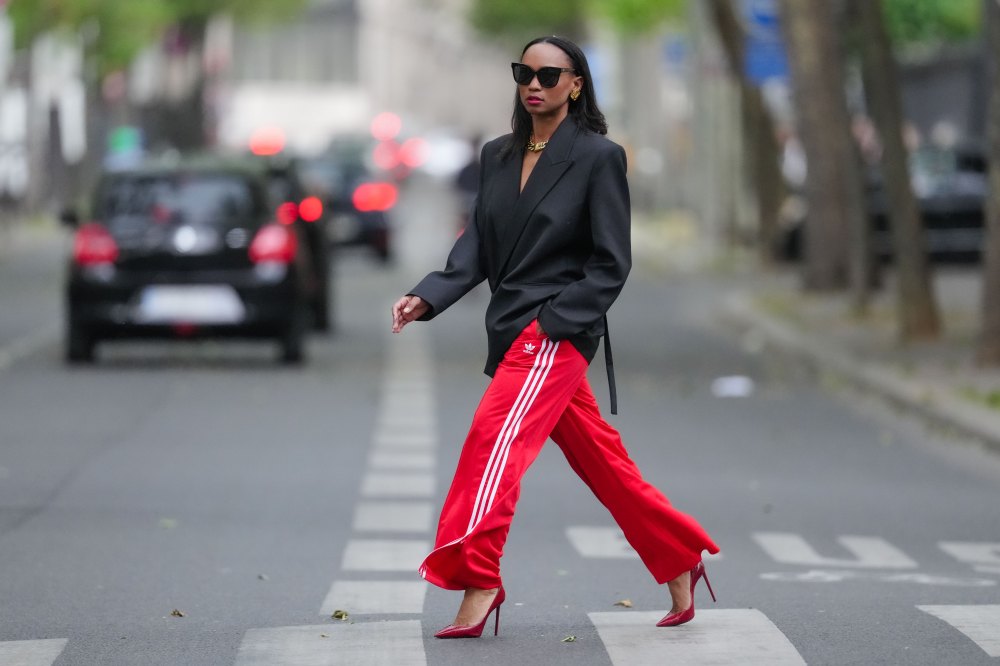 These 17 Comfy, Chic Sweatpants Are the 2026 Must-Have Trend | Us Weekly