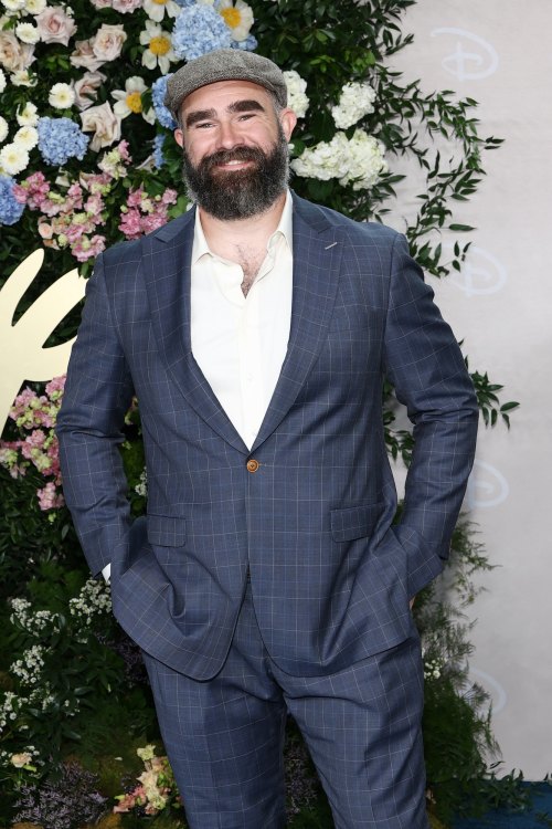 Jason Kelce Has ‘No Clue’ What He’s Doing With New TikTok Account | Us ...