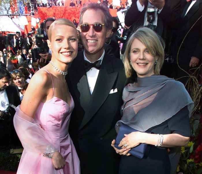 Chevy Chase and Blythe Danner Romance Rewind: Actor Called Her His 1st ...