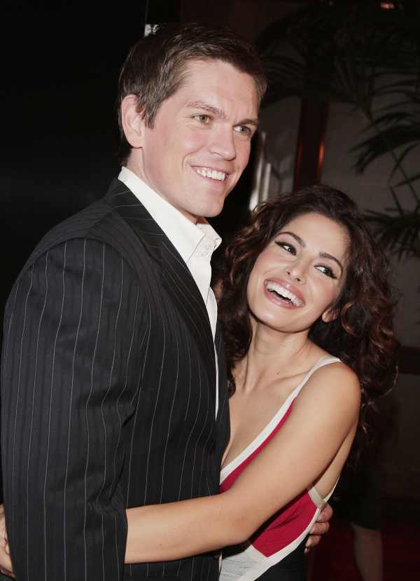 Sarah Shahi’s Biggest Steve Howey Split, Dating Revelations in New Book ...