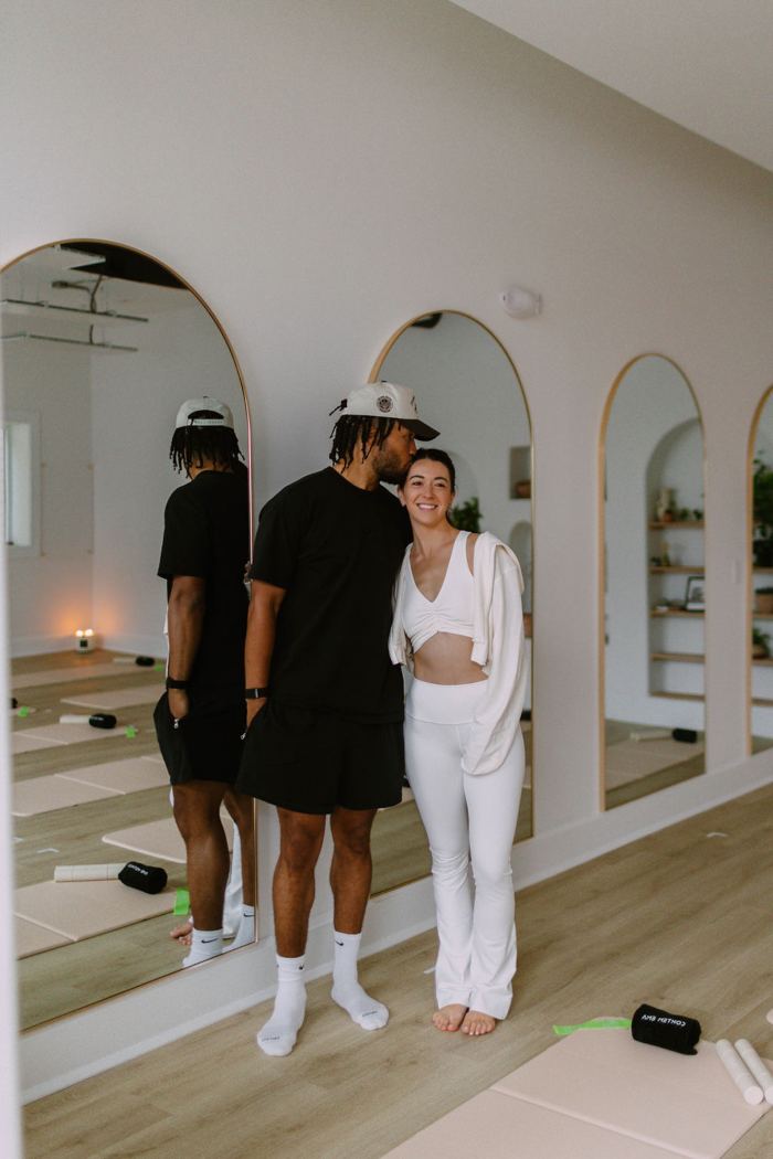 Jalen Brunson's Wife Ali Talks Mom Groups, Knicks WAGs Community (Excl ...