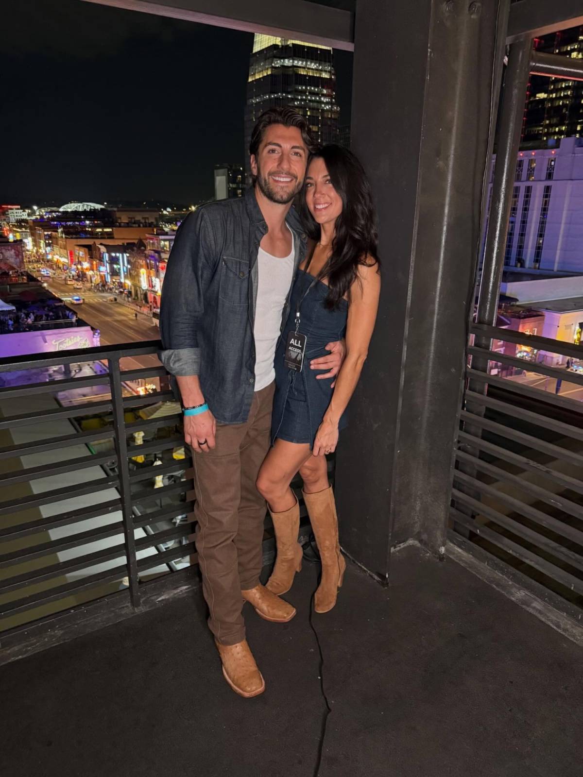 Jason Tartick and Kathryn Hurley's Relationship Timeline