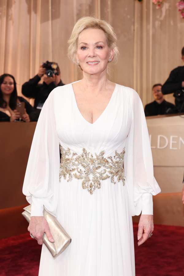 Jean Smart Wins Best Actress in Comedy TV Series at Golden Globes 2026 ...