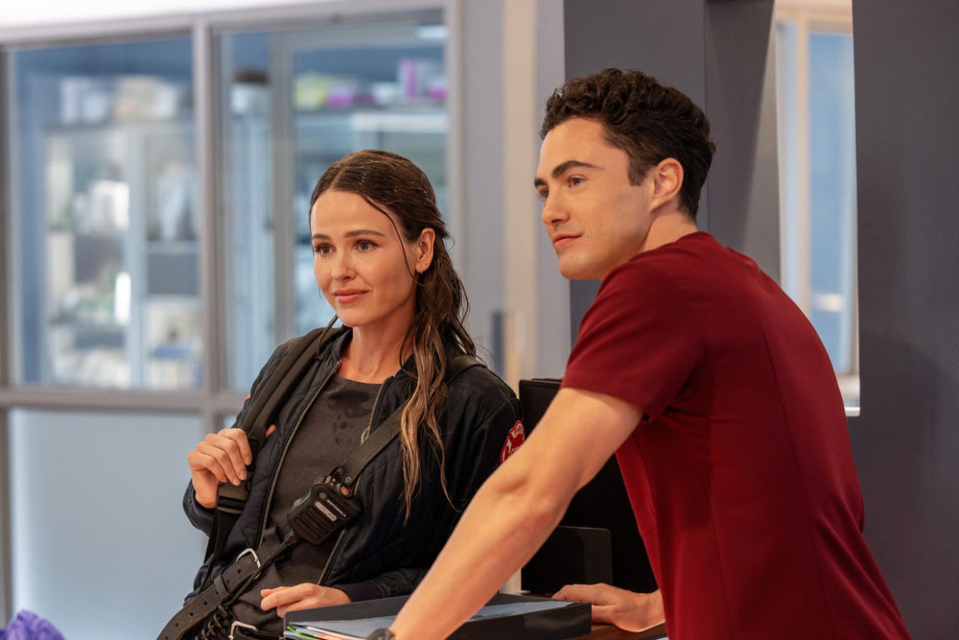 Inside Chicago Med's Frost and Chicago Fire's Novak Crossover Romance ...