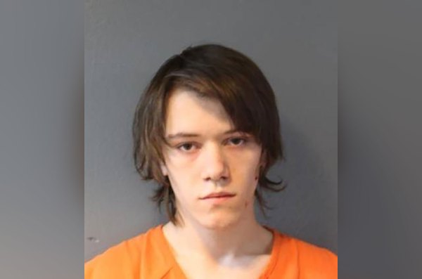 Oklahoma Man Stabbed His Own Brother to Death in a Fight Over Fortnite ...