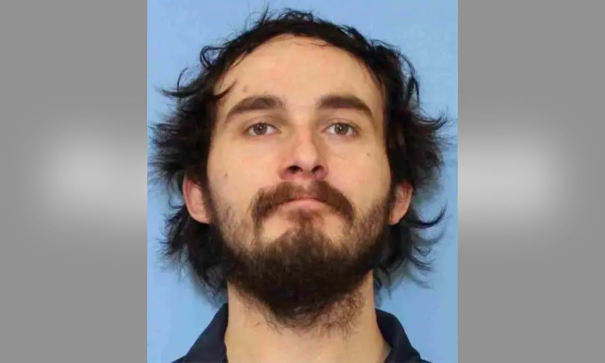 Washington Man Facing Murder Charges in Connection to Parents' Deaths ...
