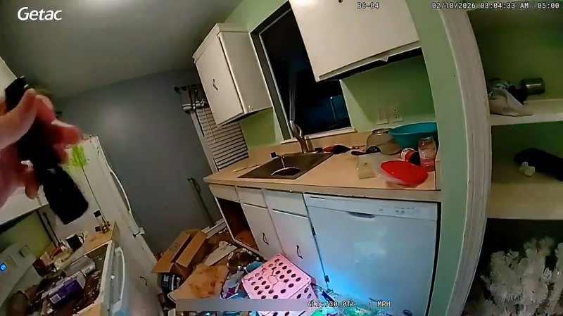 Mom Allegedly Left 2 Children Alone for Days, 1 Tried to Consume Raw ...