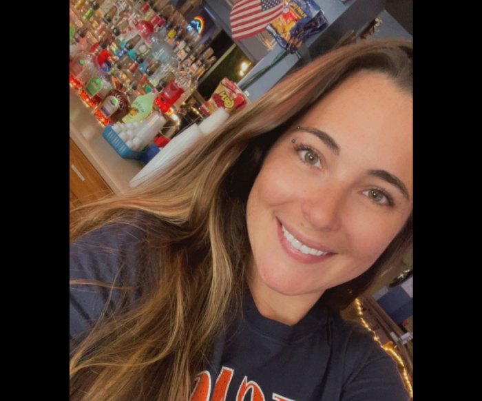 Arrest Made After Young Mother Shot to Death Inside Illinois Bar She ...