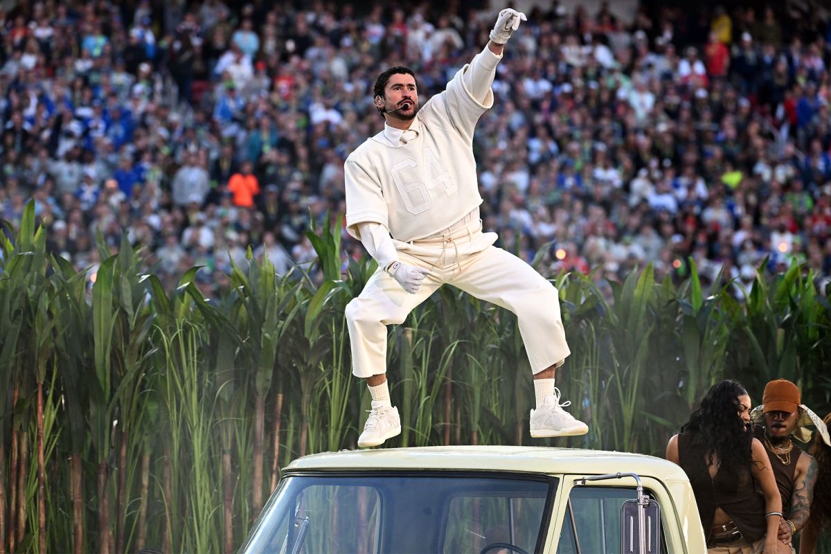 FCC Says There Was 'No Violation' in Bad Bunny's Super Bowl Halftime ...