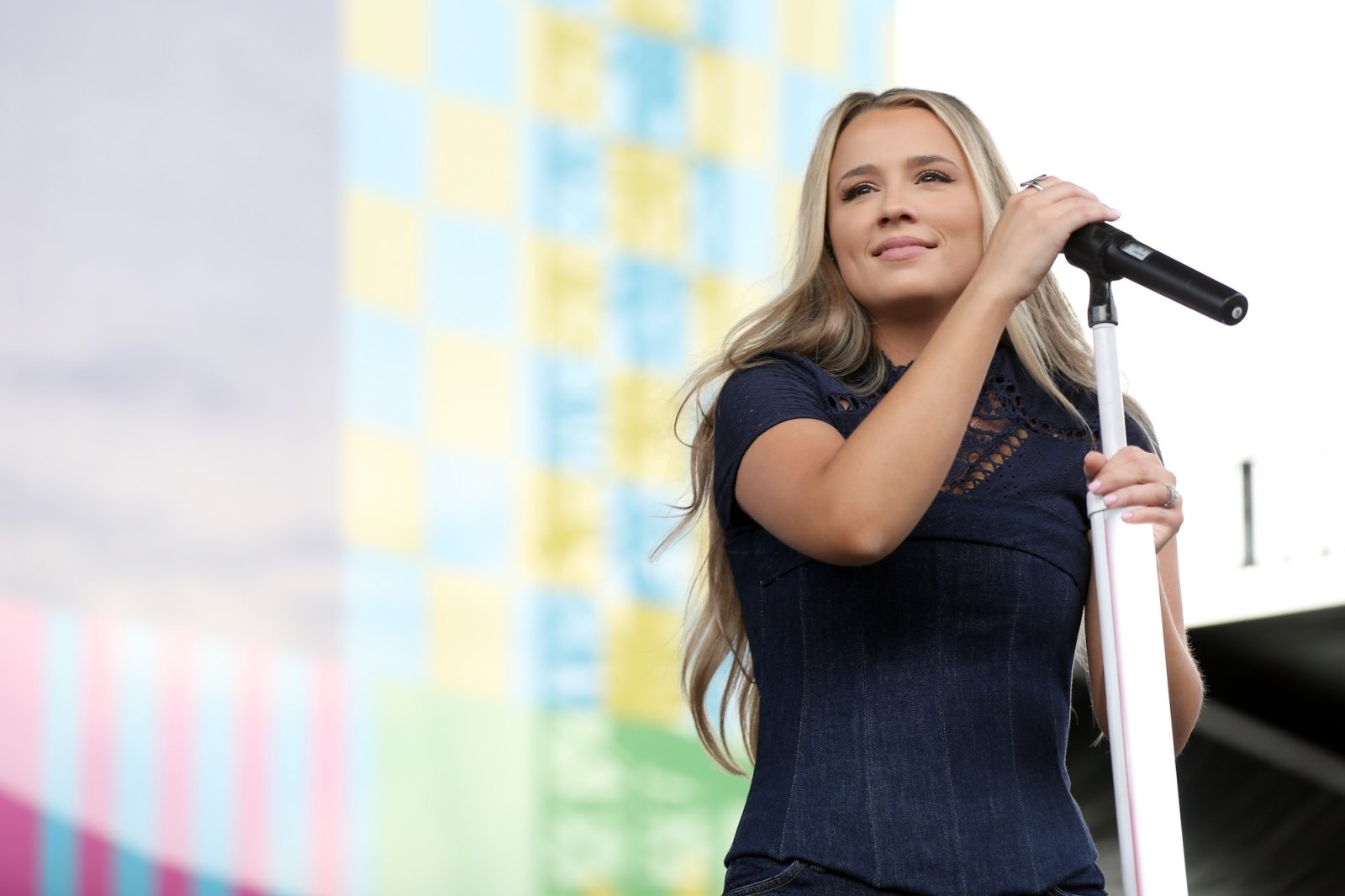 Who Is Gabby Barrett? What to Know About Turning Point Halftime Show ...