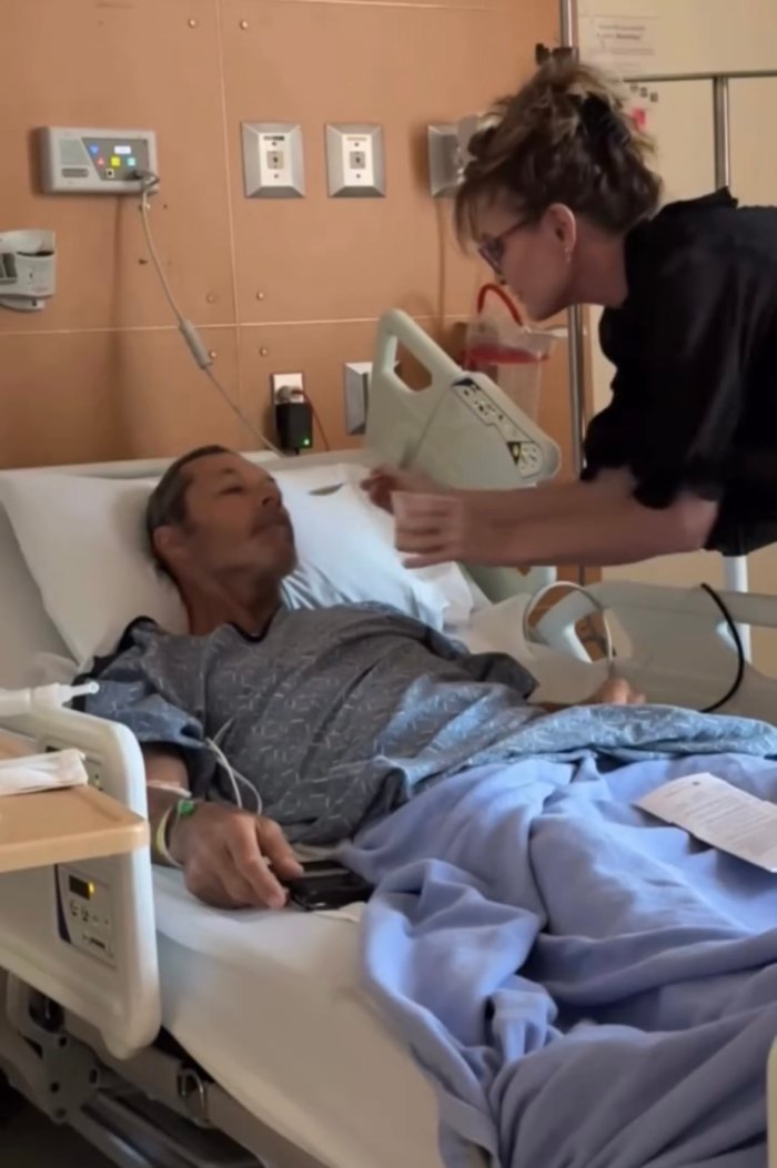 Sarah Palin Feeds Boyfriend Ron Duguay in Hospital Amid Cancer Battle ...