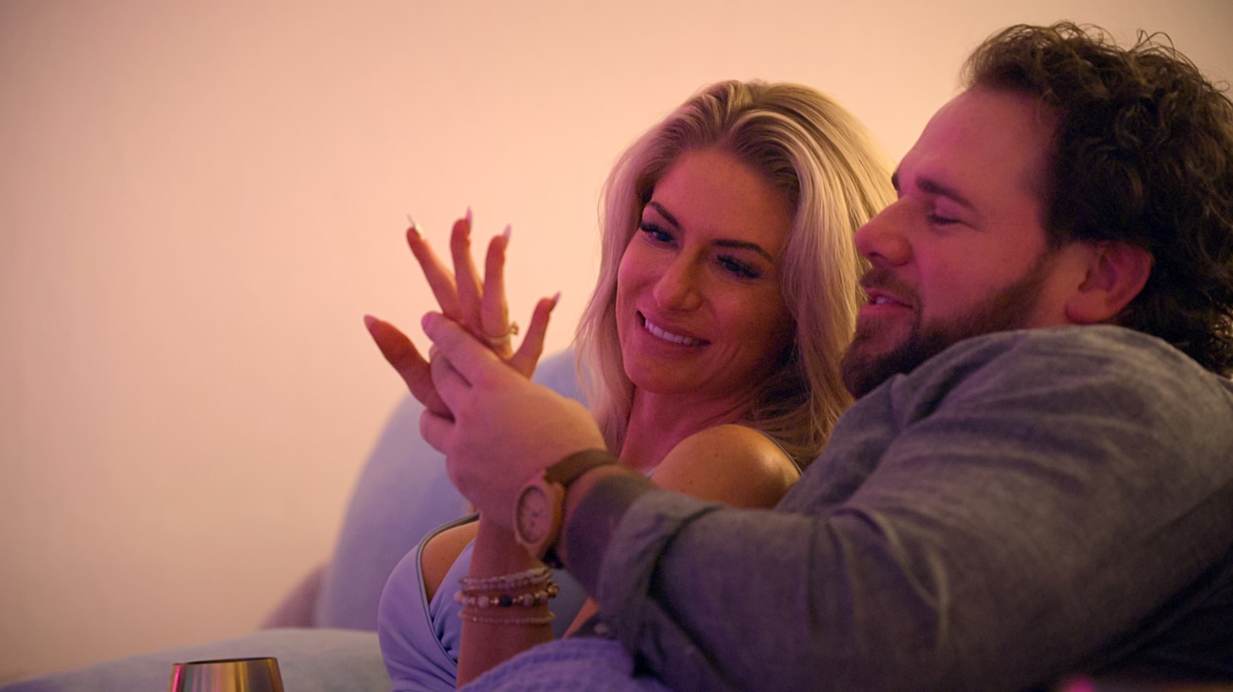 Who Is Love Is Blind's Amber Morrison? Meet the Season 10 Contestant ...