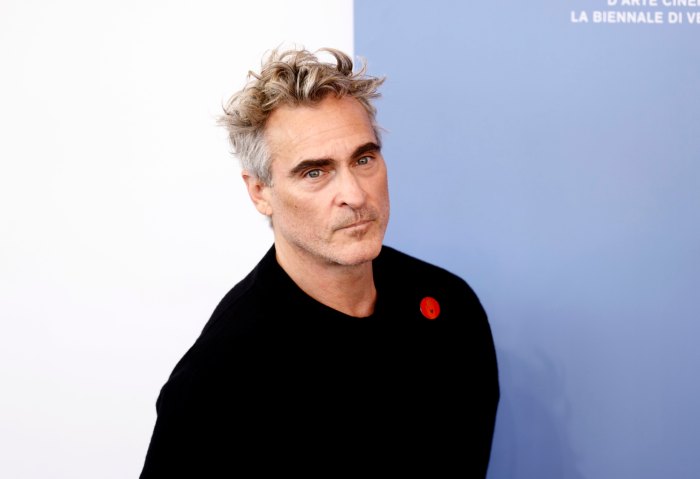 Pedro Pascal’s De Noche Drama Explained, Why Joaquin Phoenix Left | Us ...