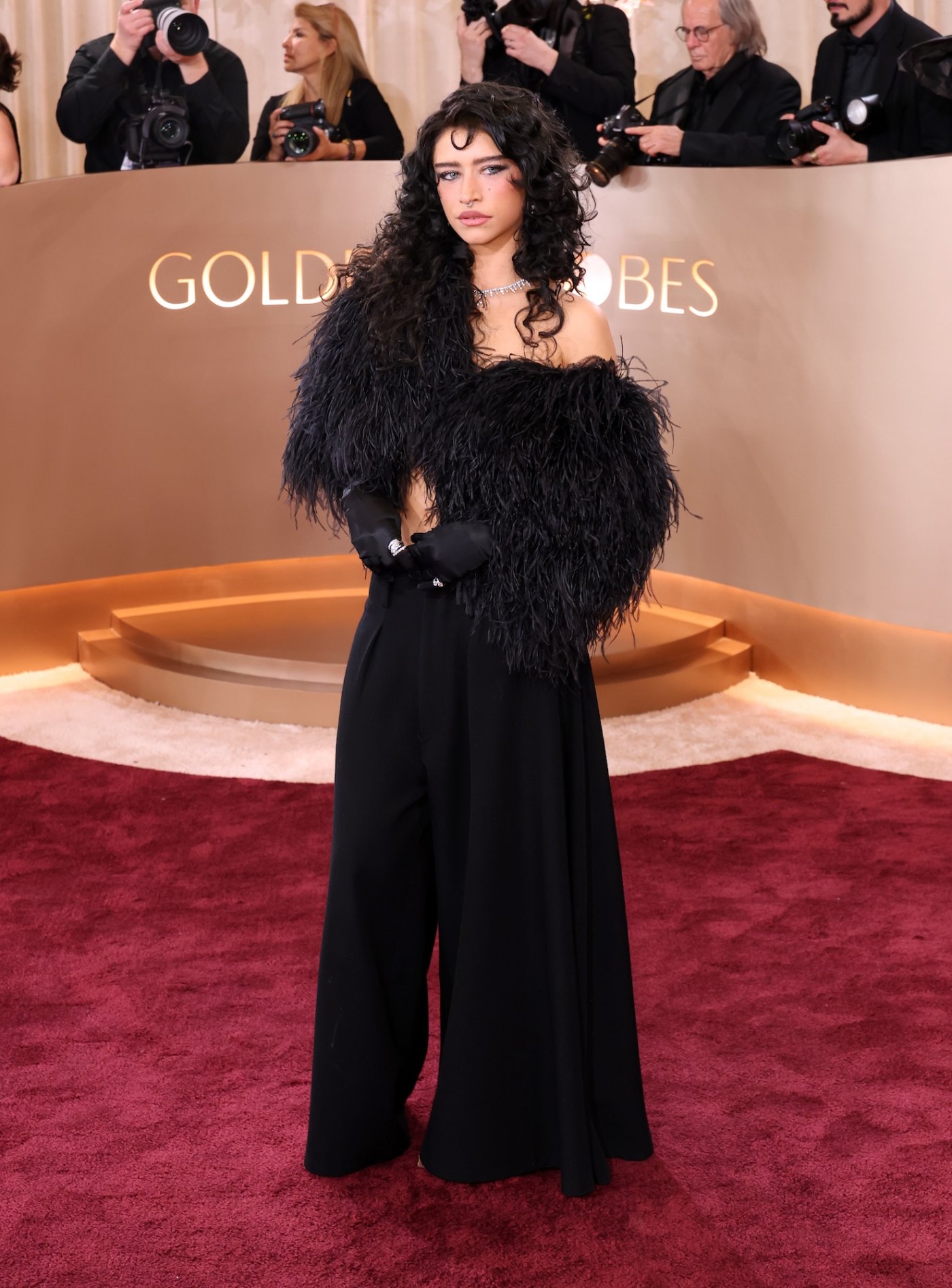 Stars Go Regal With Long Trains, Gloves in Red Carpet Style Forecast