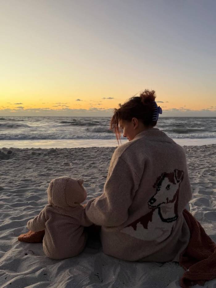 Millie Bobby Brown Shares Sweet Photo With Daughter on Her 22nd ...