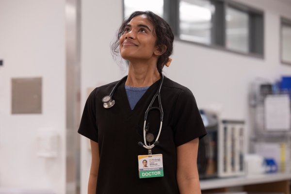 The Pitt's Supriya Ganesh Addresses Gender Dysphoria Challenges