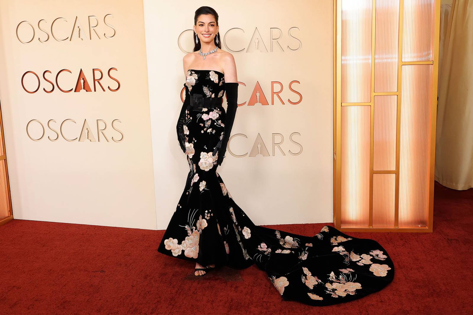 2026 Oscars Red Carpet Photos: Stars Arrive in Style