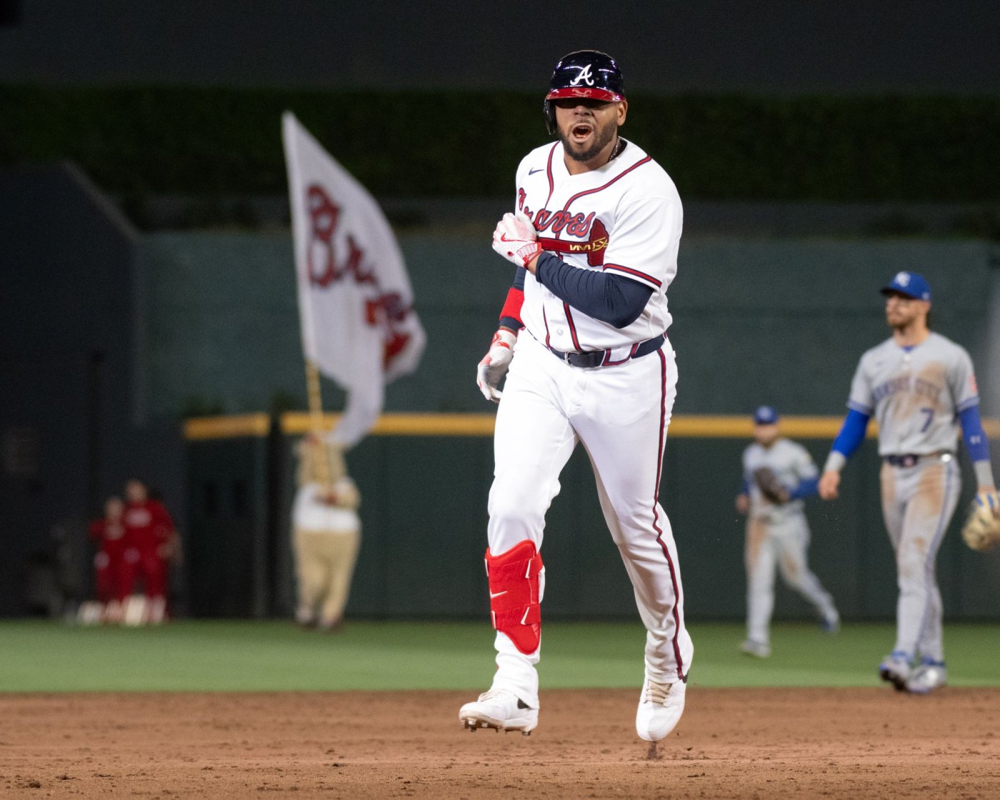 Atlanta Braves' Dominic Smith Hits Home Run After Mom's Tragic Death