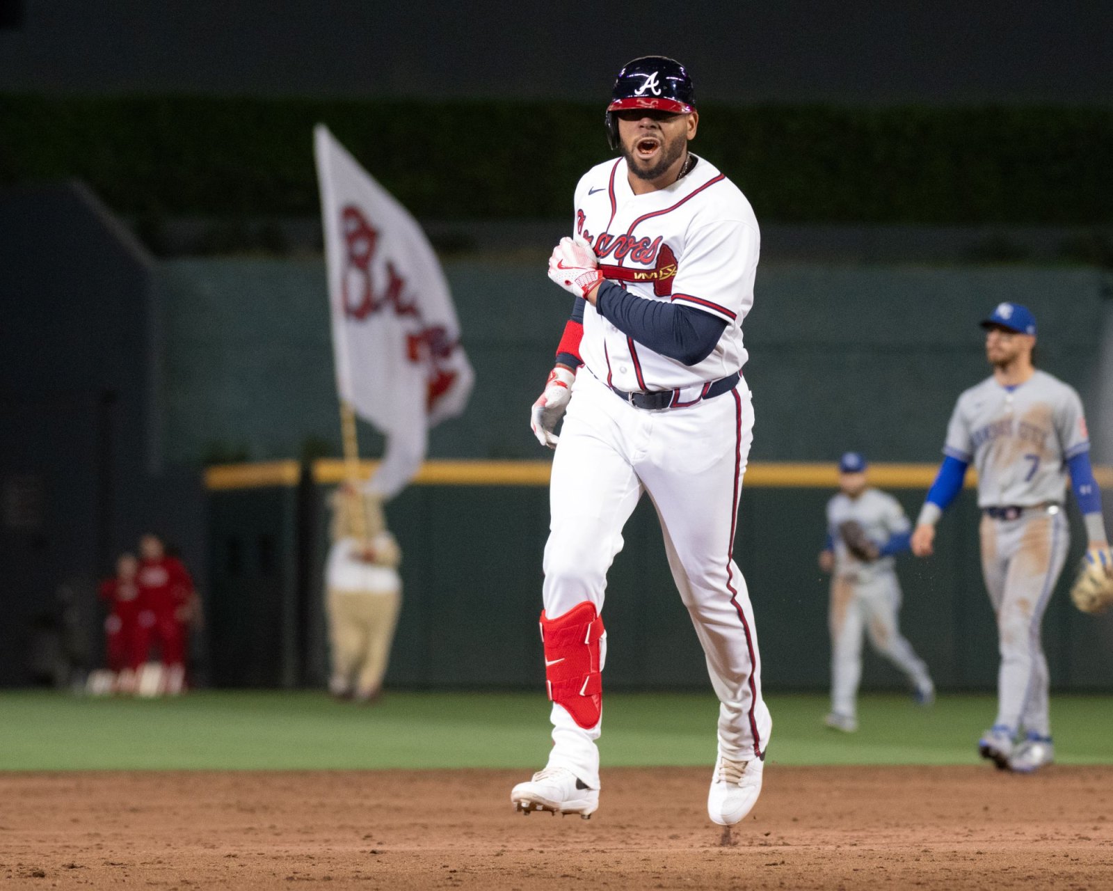 Atlanta Braves' Dominic Smith Hits Home Run After Mom's Tragic Death