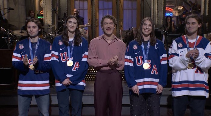 Hilary Knight, del equipo EE.UU., se burla del drama de Trump | Us Weekly