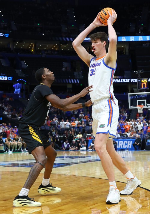 Florida's Olivier Rioux Becomes Tallest March Madness Athlete