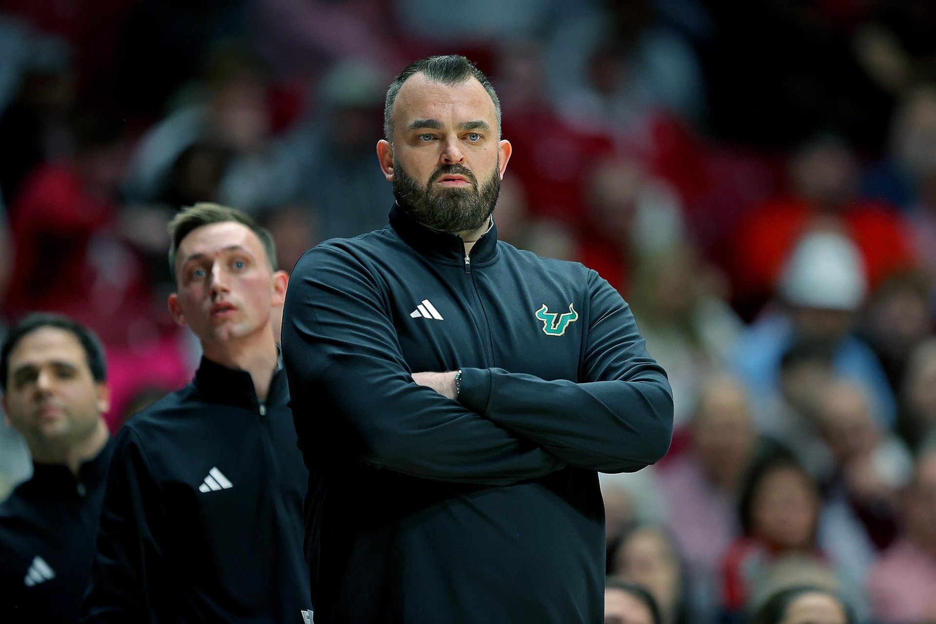 USF Coach Bryan Hodgson Tells Emotional Story About Sick Dad