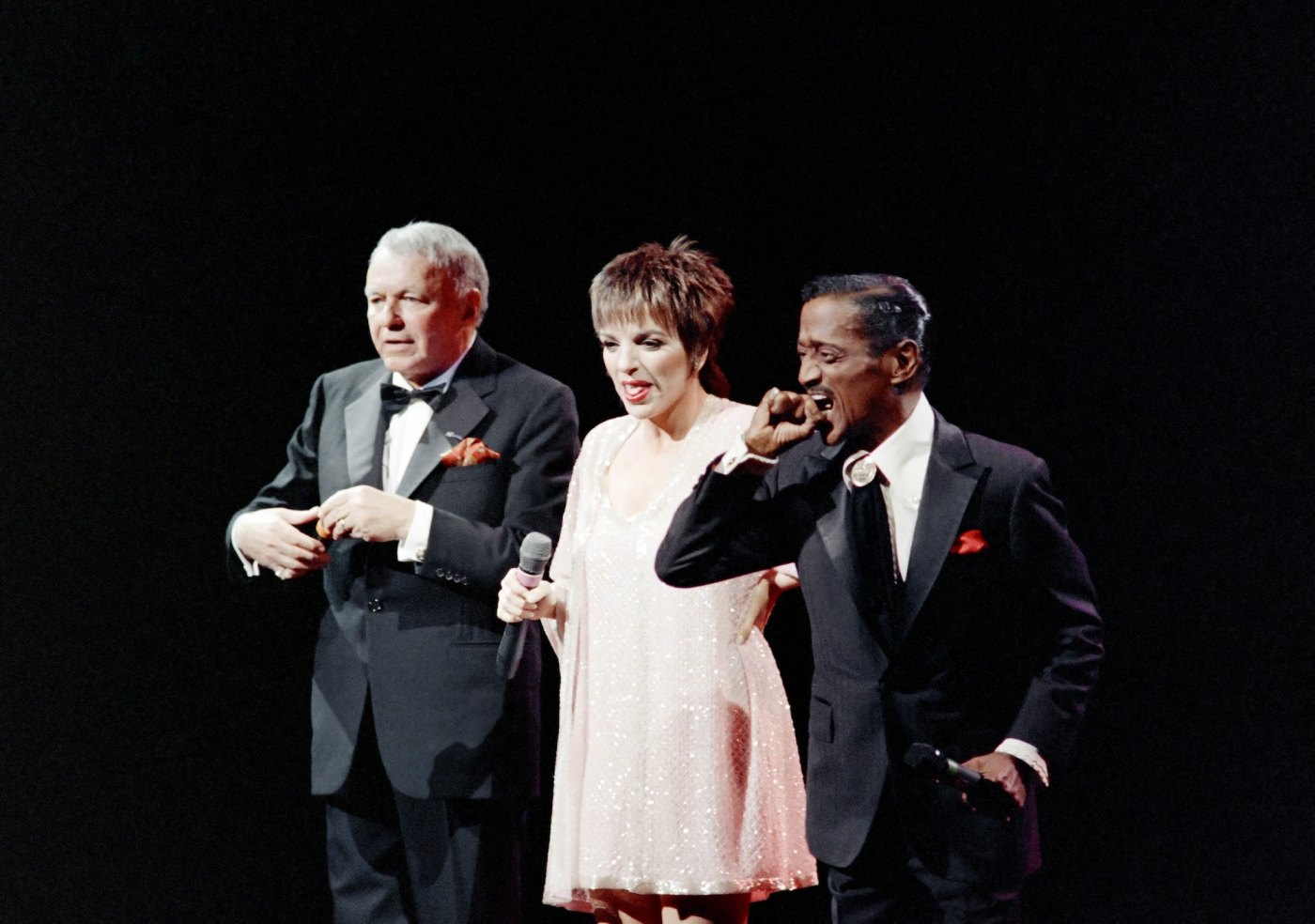 Wildest Celebrity Name-Drops in Liza Minnelli’s New Book