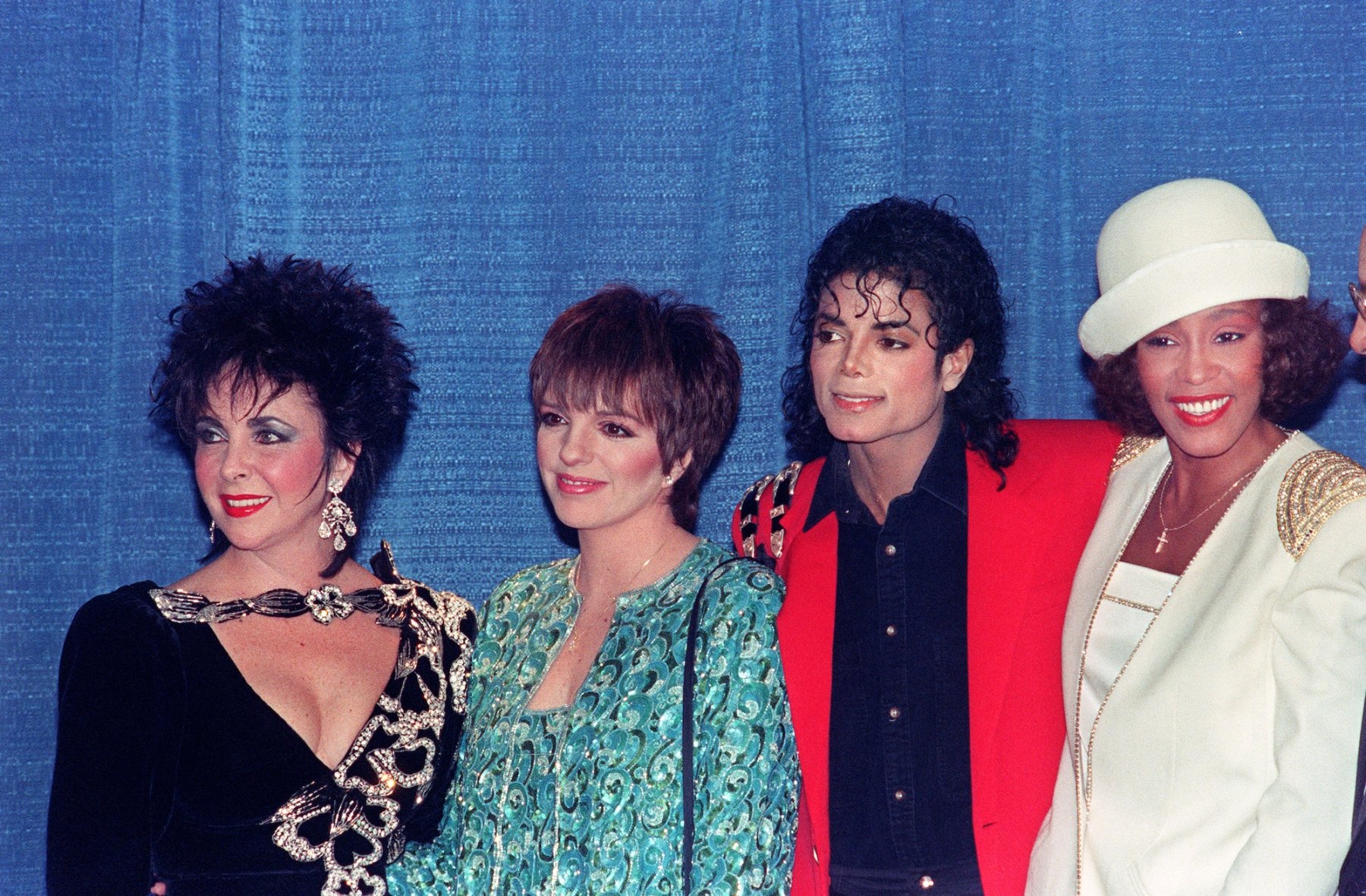 Wildest Celebrity Name-Drops in Liza Minnelli’s New Book