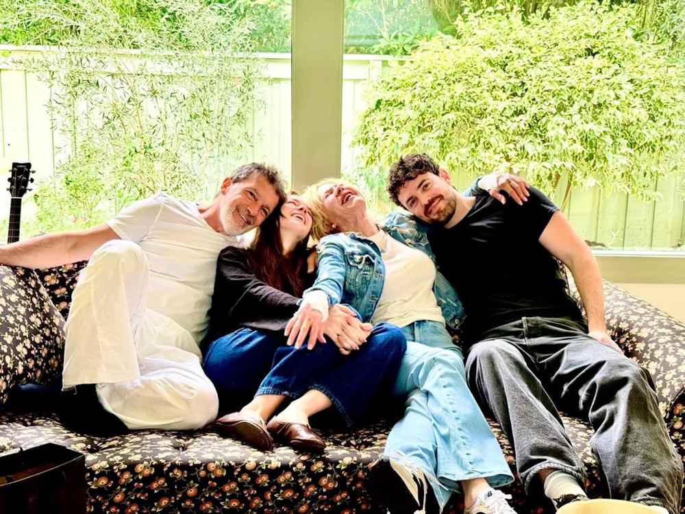 Antonio Banderas Reunites With Ex-Wife Melanie Griffith