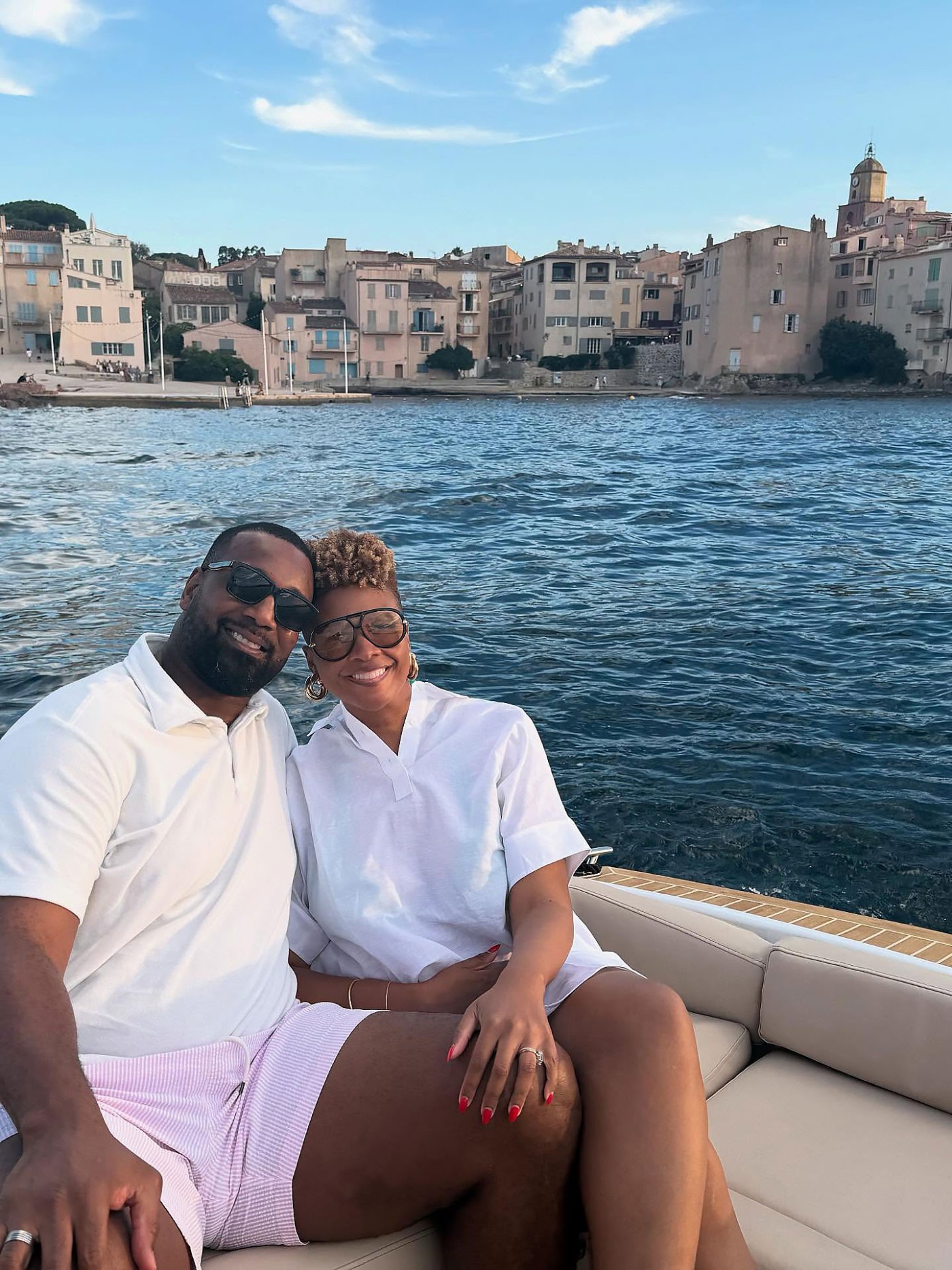 NFL's Chris Canty Says Family Was Held ‘Hostage’ on Flight