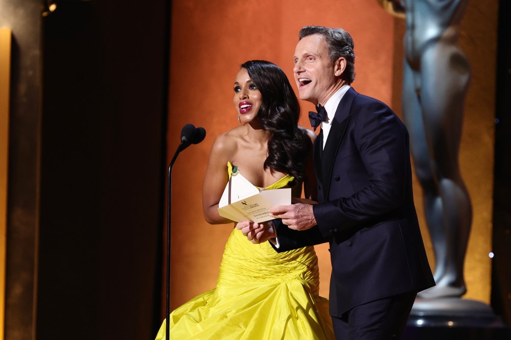 Scandal's Kerry and Tony 'F*** With People' Who Ship Them